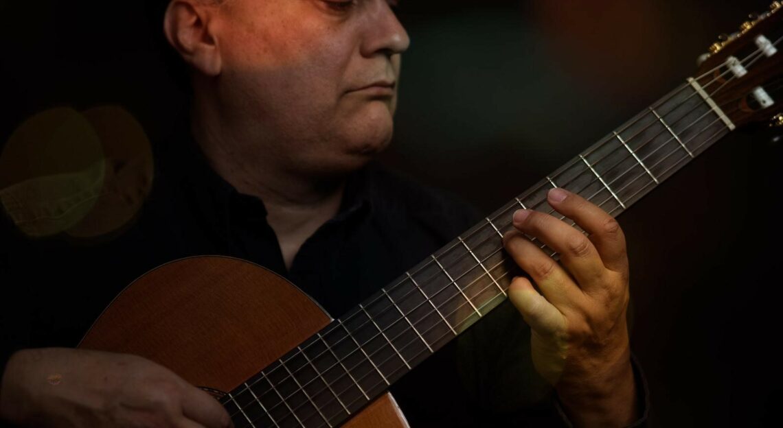 Héctor González: “Debemos agradecer las influencias exteriores que han ...