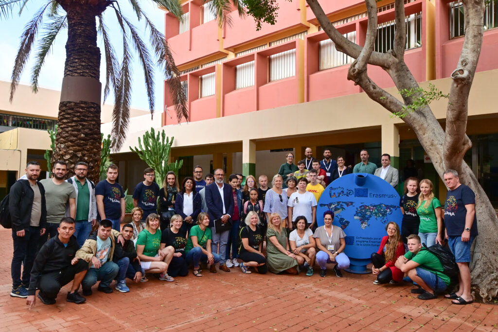 Estudiantes de seis países participan en el IES Santa Lucía en un ...