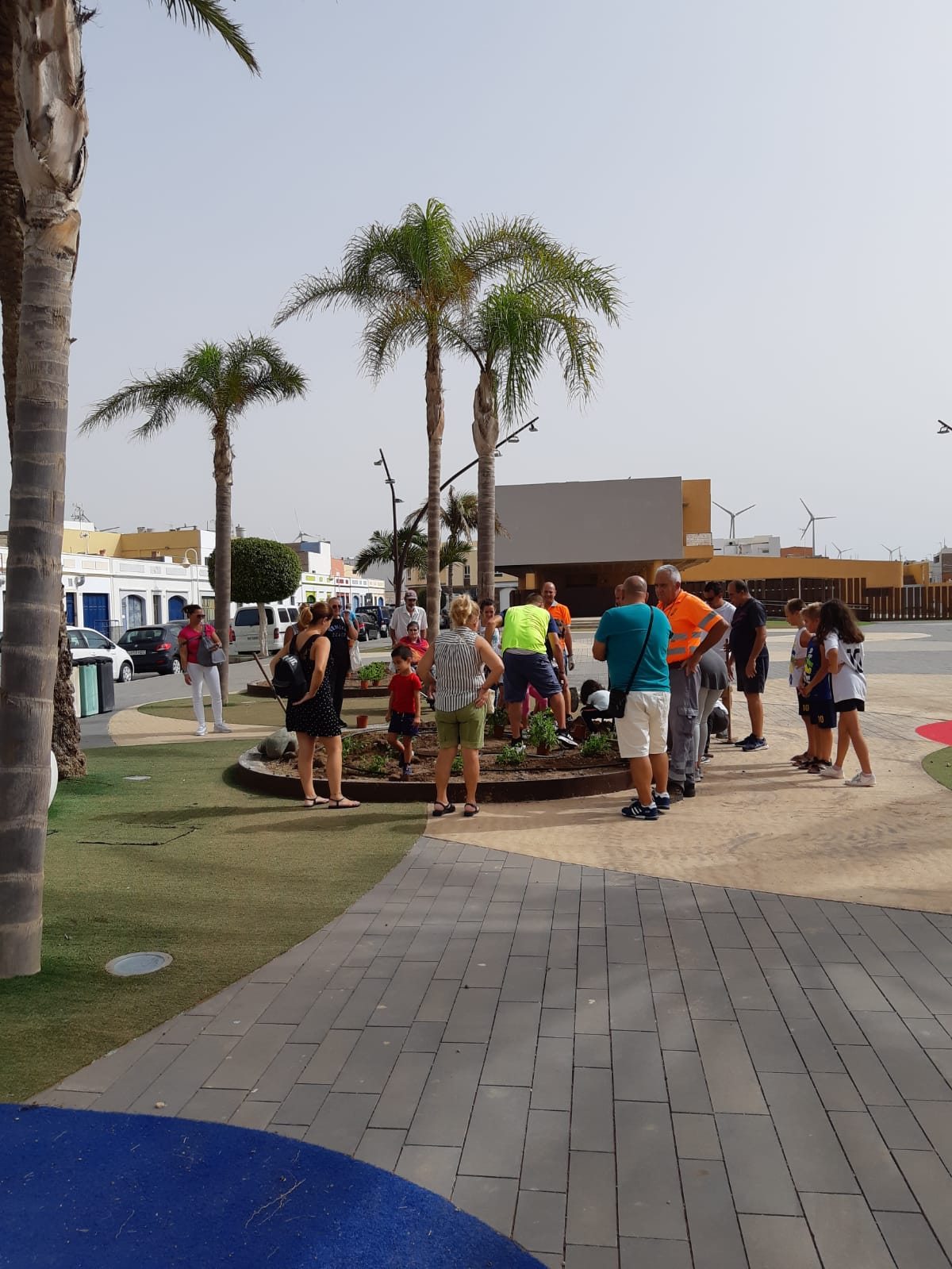 Niñas y niños de Castillo del Romeral se ponen manos a la obra ...