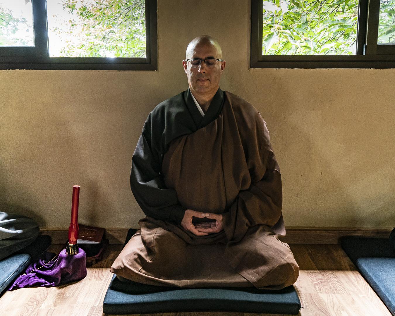 El maestro zen Denkö Mesa presenta en la Biblioteca Insular su último ...