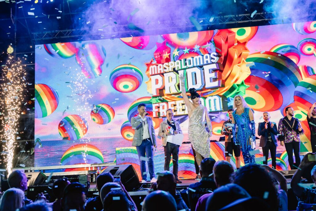 Vedette Deivis gana la ‘Gala de Talentos’ de ‘Maspalomas Pride by Freedom’, gracias a las ...