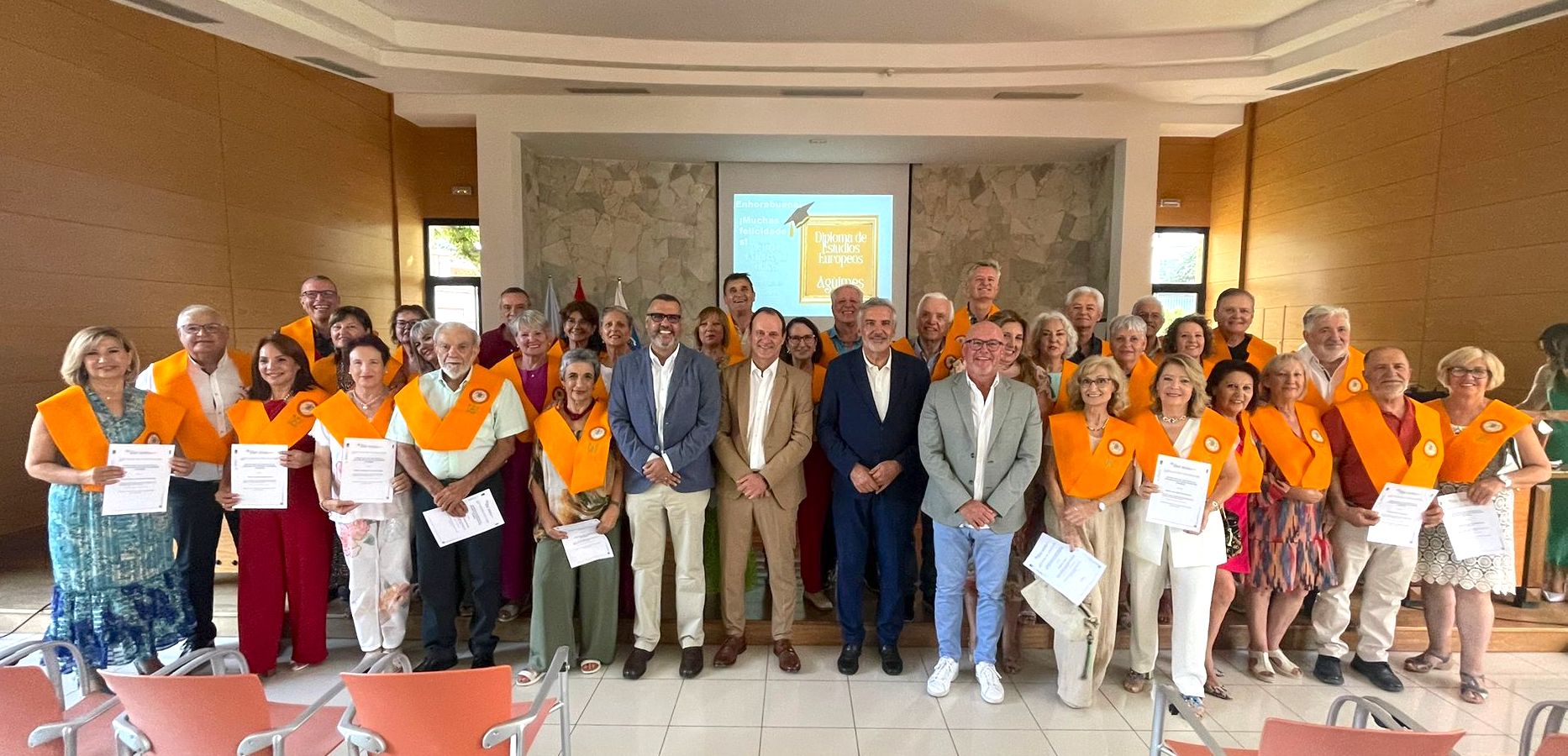 La ULPGC entrega el certificado del Diploma de Estudios Europeos a 40 ...
