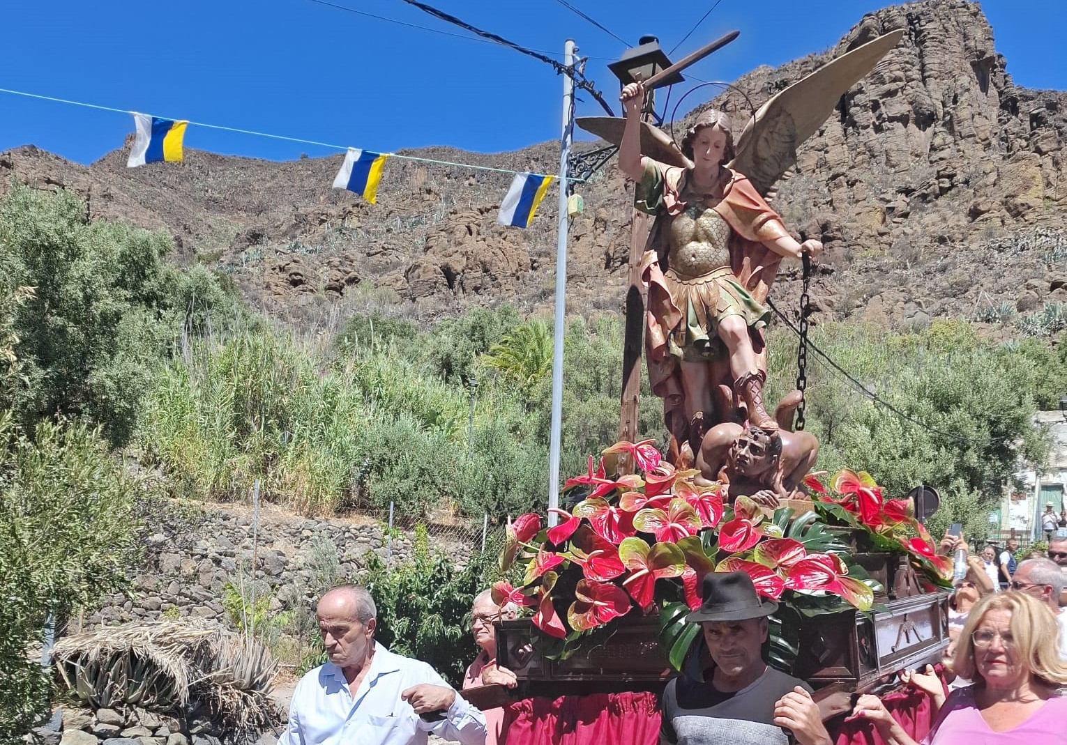 Temisas celebra su día grande de las fiestas en honor a San Miguel ...